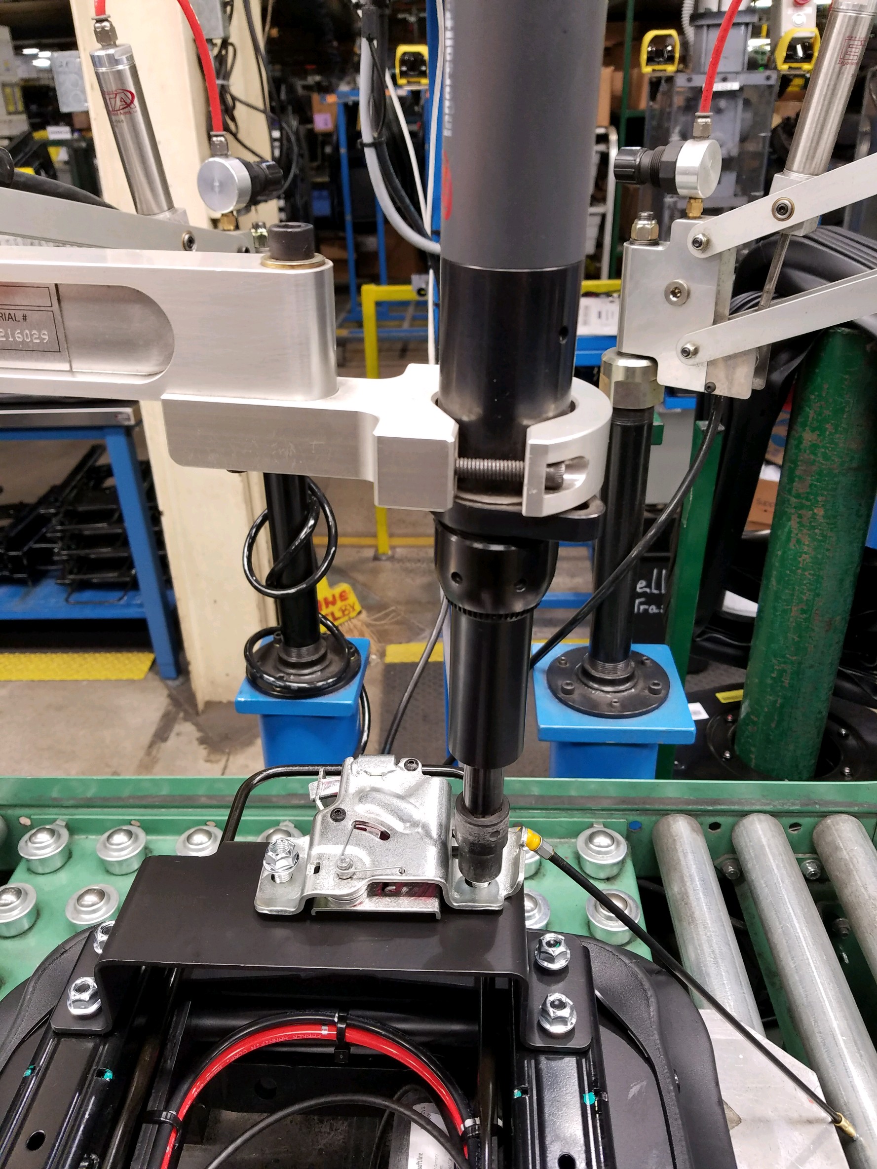 Torque Arms for Fastening VERTICALLY with INLINE Electric Tools ...